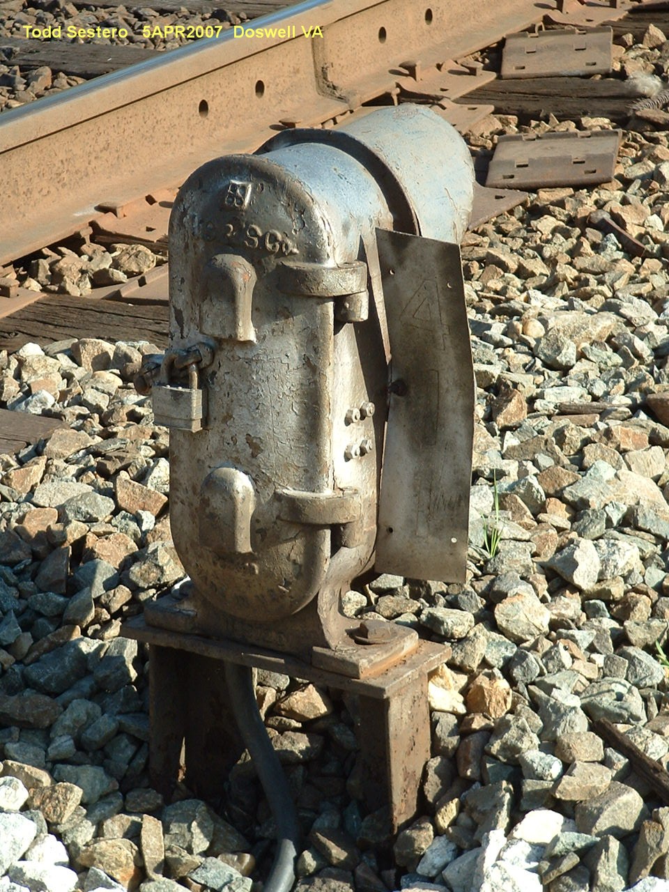 Interpreting and Reading Railroad Signals 1