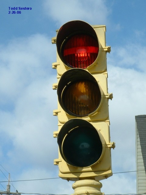 Traffic Lights with Semaphore Lenses!