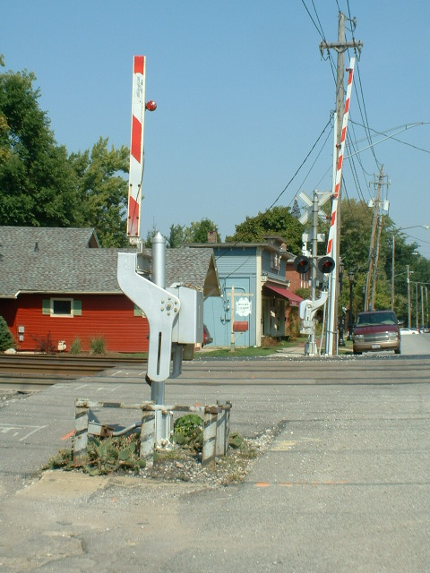 Pedestrian Crossing Gates - Railroad Signals of the US